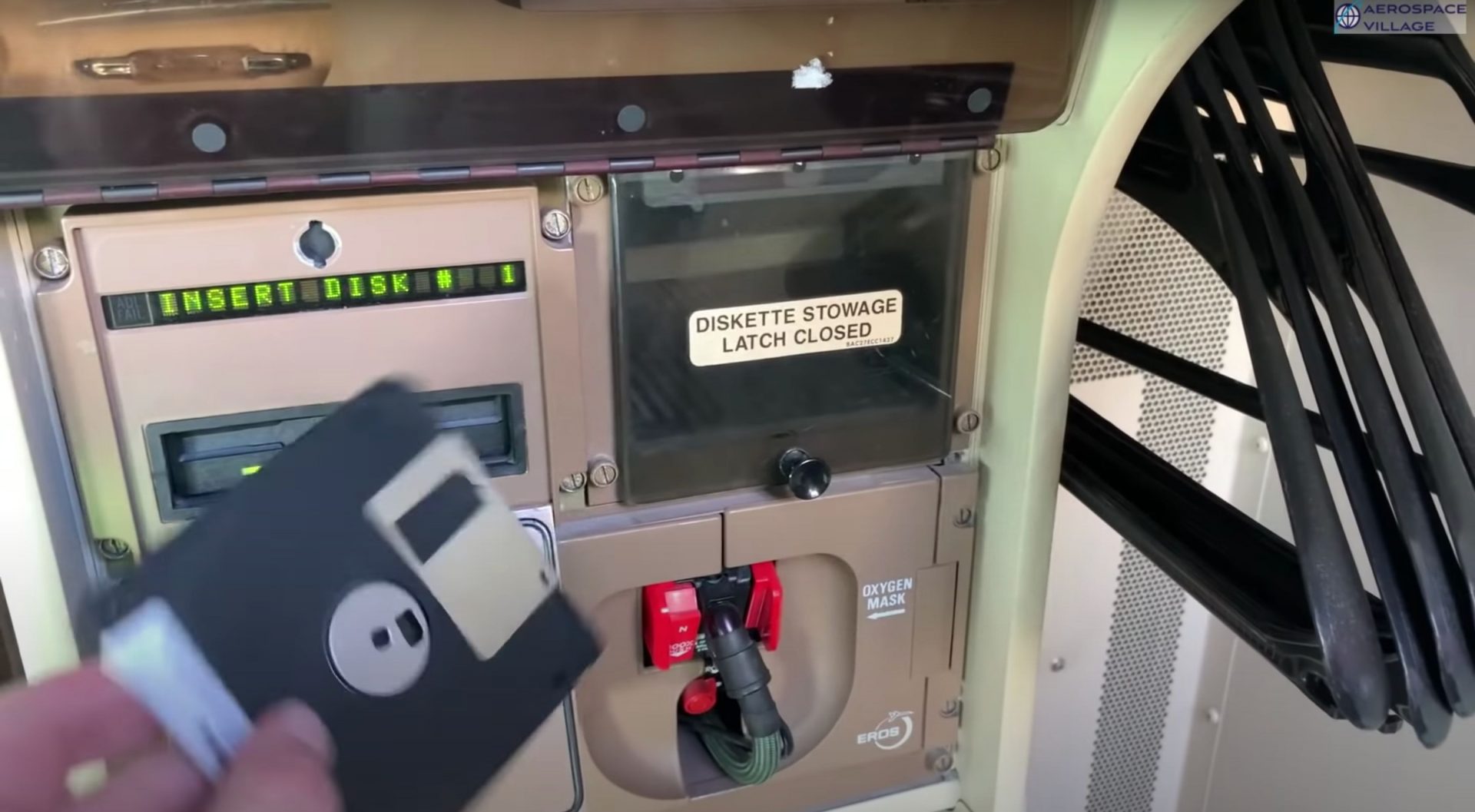 Legacy systems & the aircraft that still use floppy discs - Sysflex IT